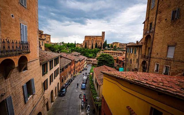 Visit Siena: Location, Accessibility & Top Things to See and Do